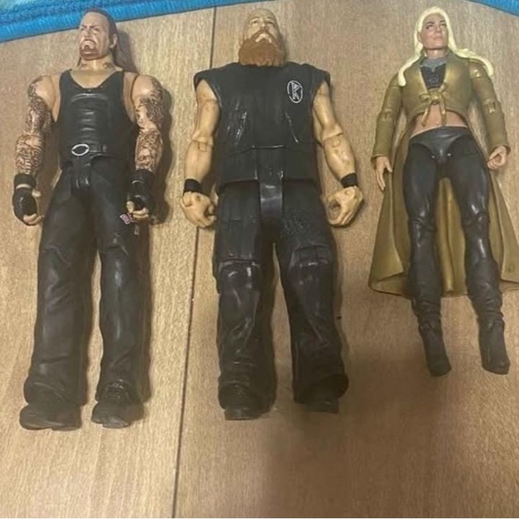 Mattel | Toys | Wwe Action Figures Set Black And Brown Undertakererick ...